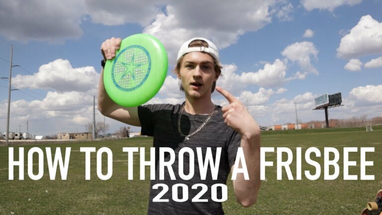 HOW TO THROW A FRISBEE!! (2020) Backhand, Forehand, and Hammer frisbee ...