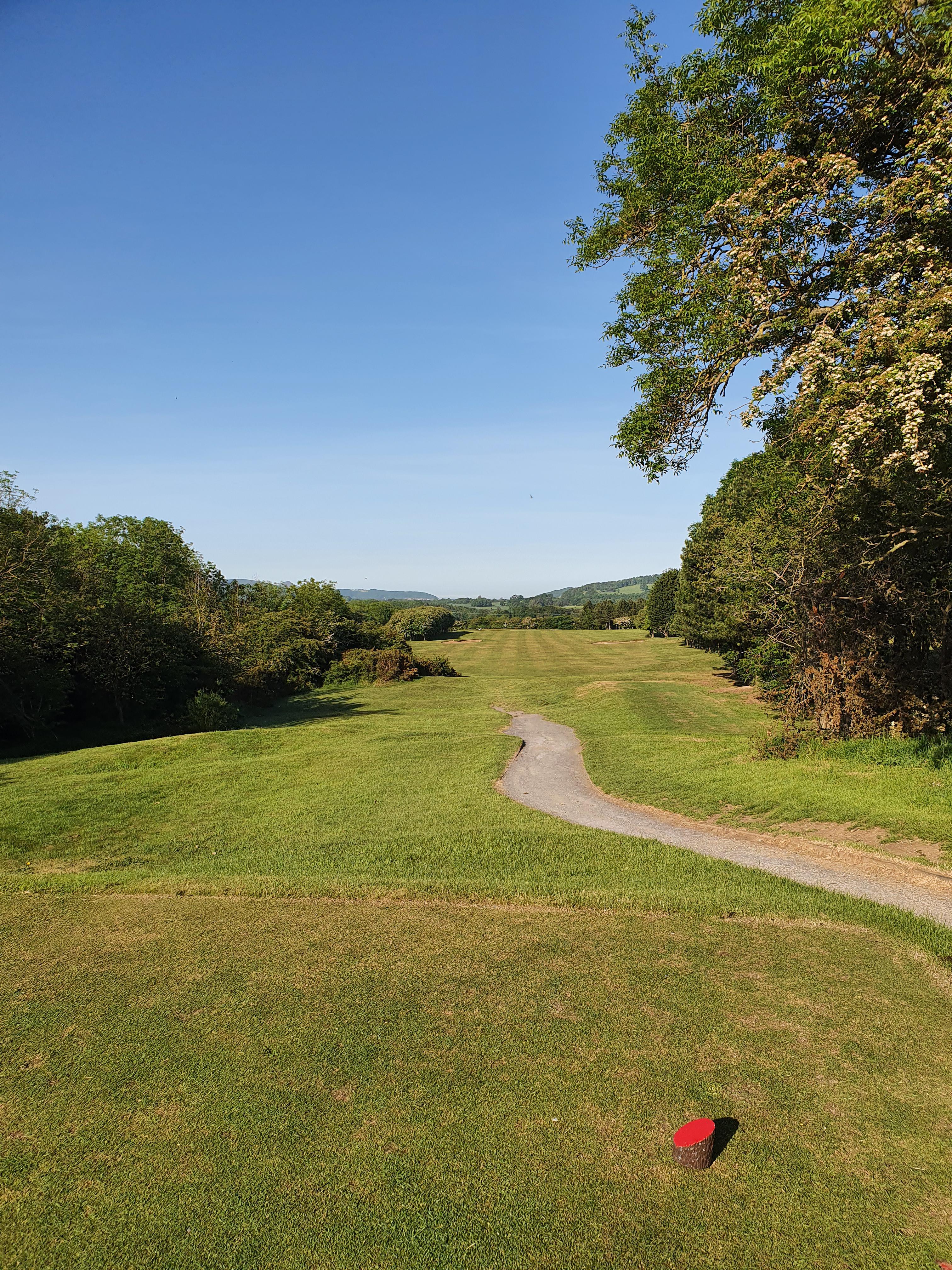 First tee time of the day, perfect for social distancing - FOGOLF ...