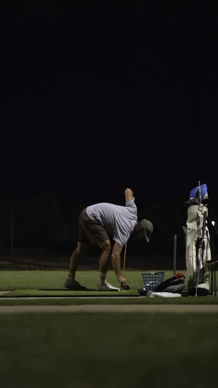 Driving ranges at night…is there anything better? - FOGOLF - FOLLOW GOLF