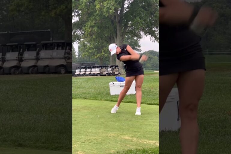 Who Is This NEW HOT GOLF GIRL That Is Taking Over..... | Grace Charis ...