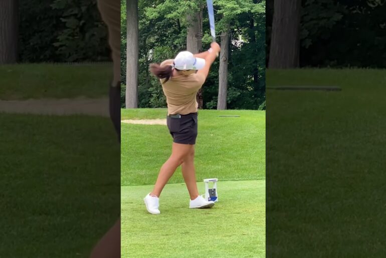 British star Charley Hull's sexiest Golfer - including peachy bikini ...