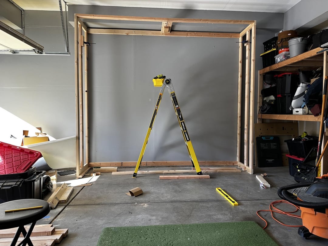 I built a murphy-bed style fold up sim in my garage - FOGOLF - FOLLOW GOLF